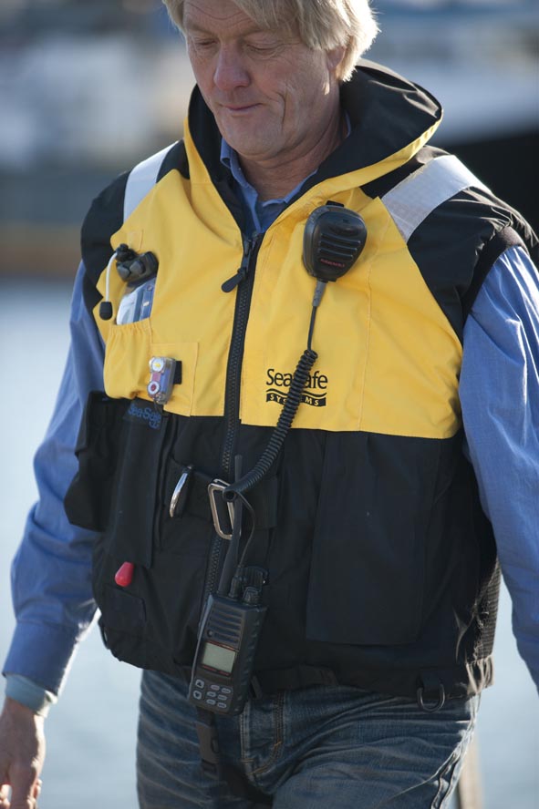 SuperyachtNews.com - Fleet - SeaSafe Systems launches Pacific Lite Gilet