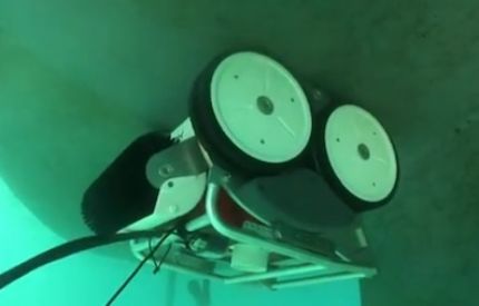 SuperyachtNews.com - Fleet - Hull cleaning robot makes Spanish tour