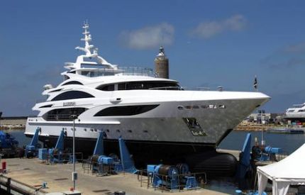 SuperyachtNews.com - Fleet - Benetti launches and delivers 'Illusion I'