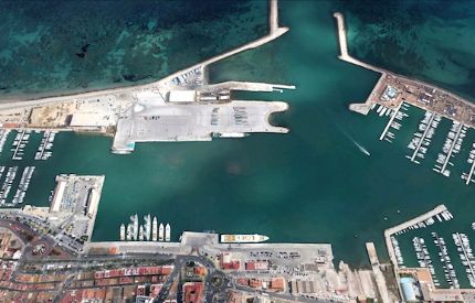 SuperyachtNews.com - Business - Refit activity increases in Port Denia ...