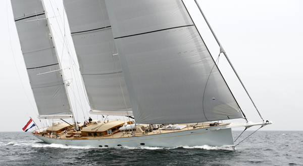 SuperyachtNews.com - Fleet - At the drawing board with Andre Hoek