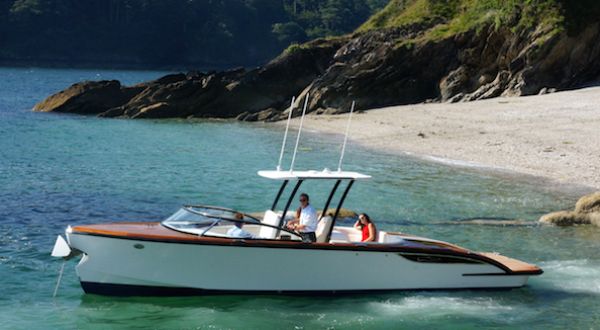 SuperyachtNews.com - Fleet - Tender is the night